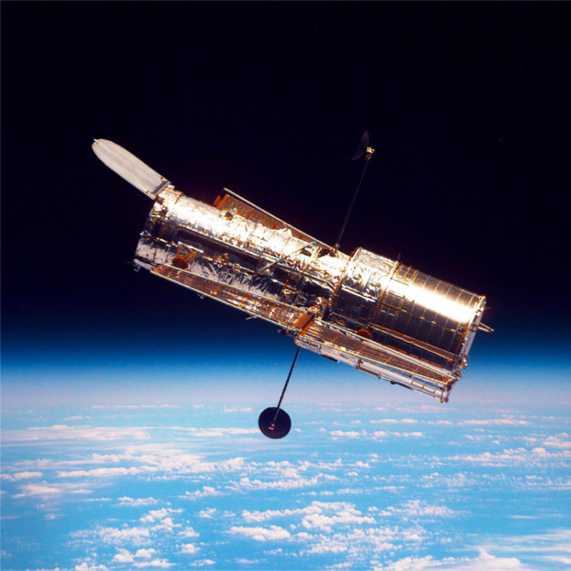 Parabolic Mirror Hubble Telescope